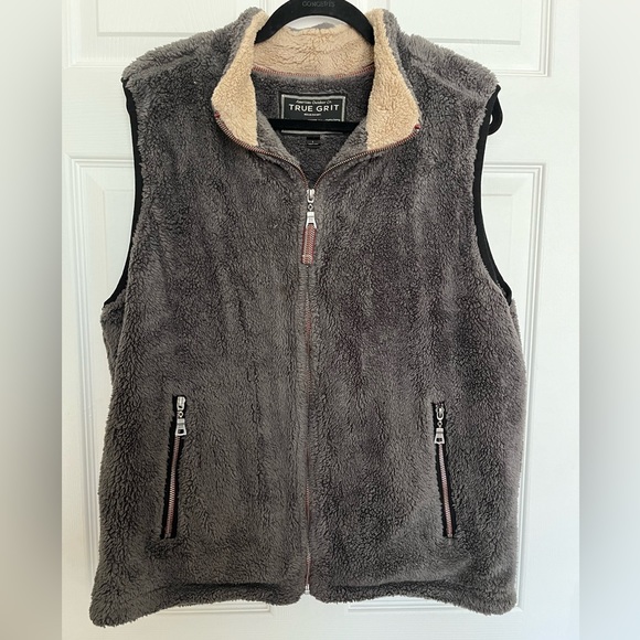 True Grit | Jackets & Coats | True Grit Plush Vest Full Zipper Pockets ...